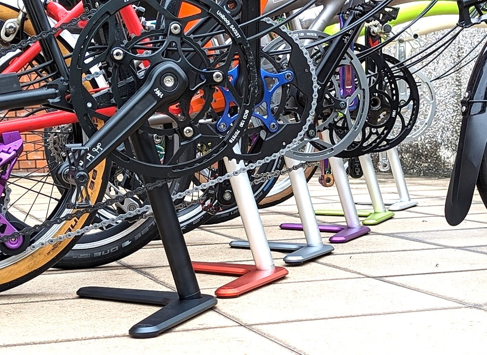 H&H V3 Lightweight NoKick Show Stand for Brompton Bicycle – Fantastic4Toys